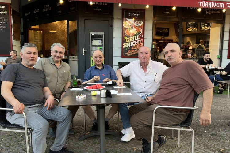 Berlin’de Yaz Keyfi: Türkiye Tatili Bu Kez Karpuzla Ayağınıza Geldi ...
